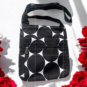 thirty-one - Poshmark